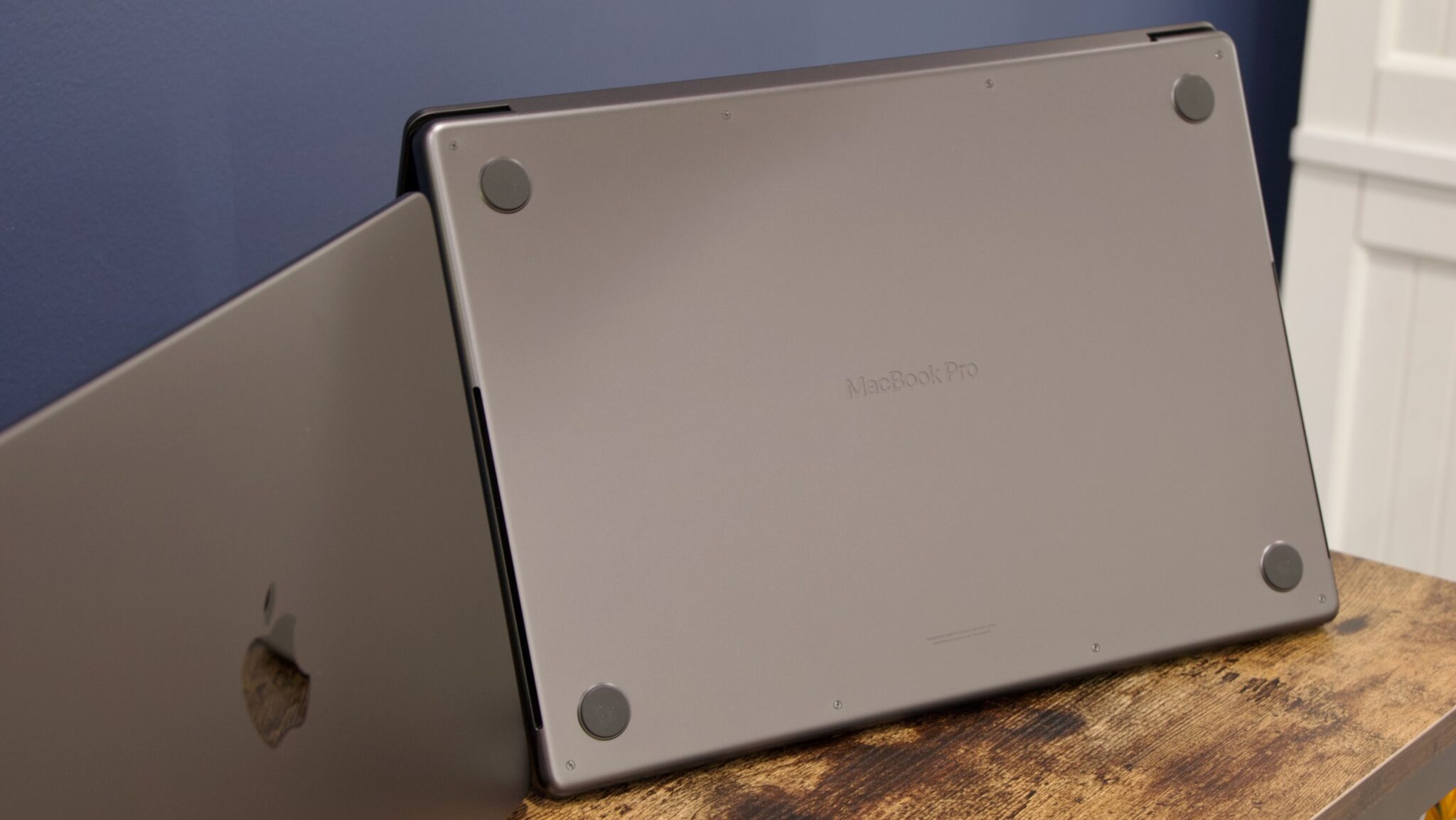 Review: The fastest of the M4 MacBook Pros might be the least ...