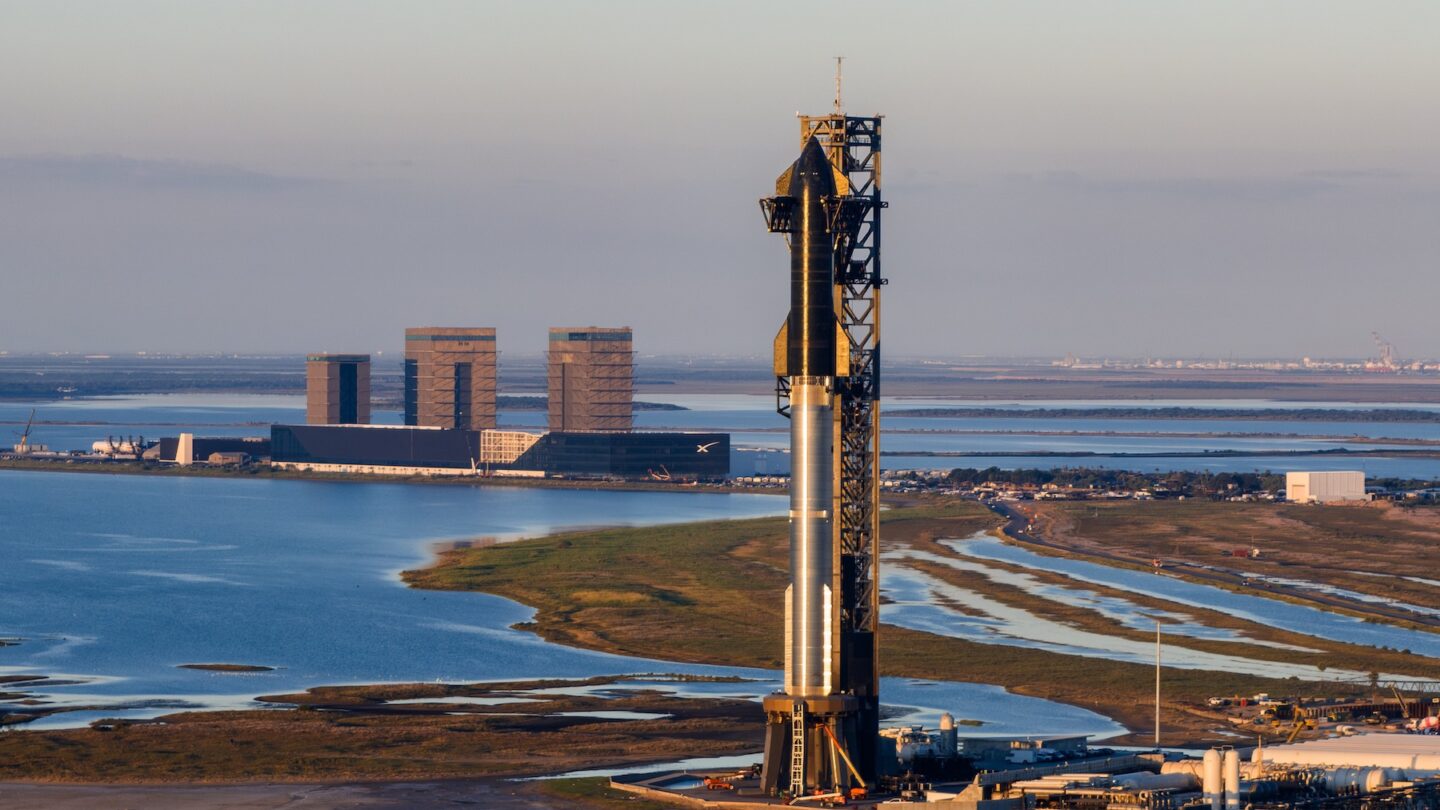 Prepping for Starship, SpaceX is about to demolish one of ULA’s launch ...