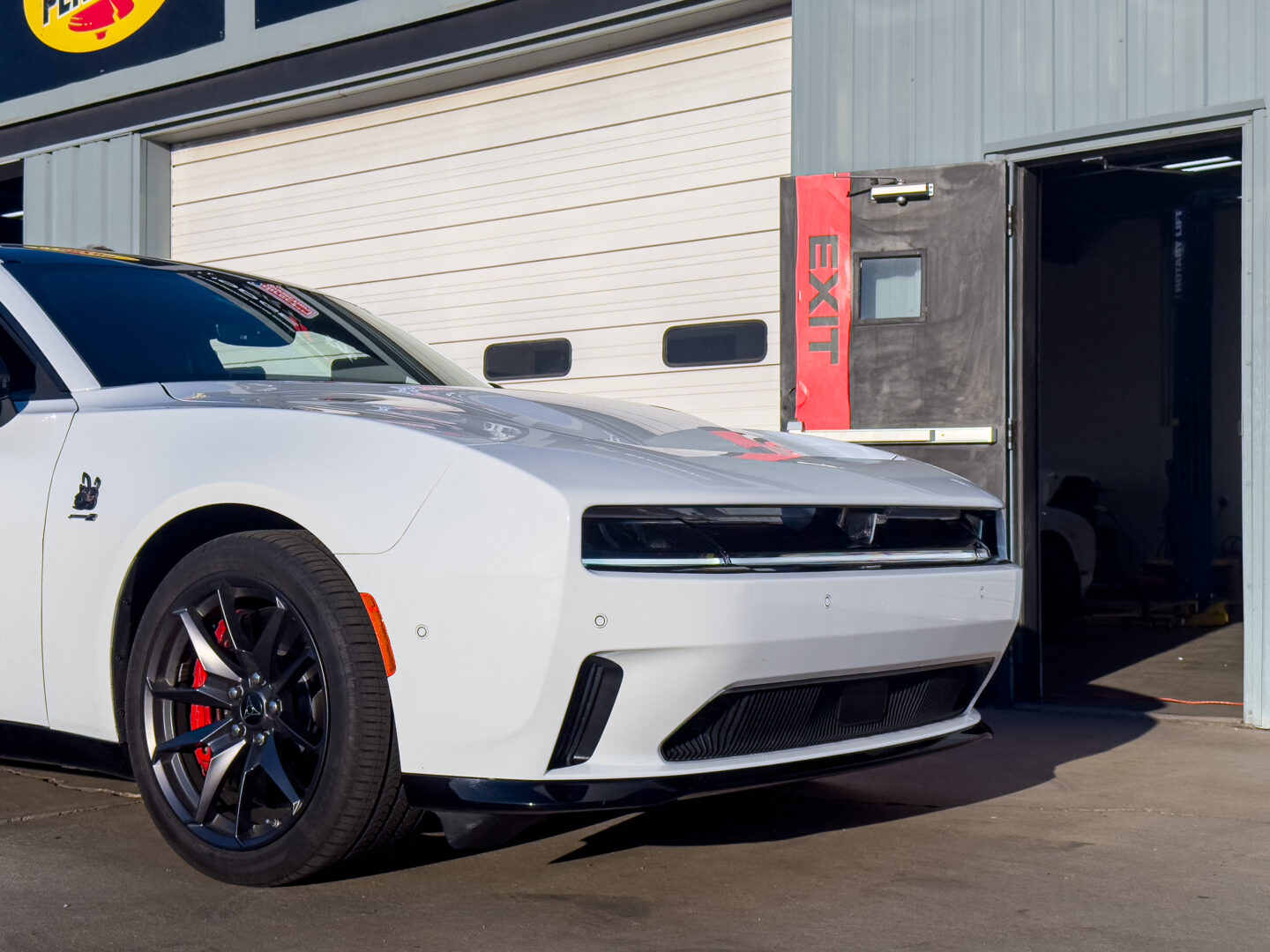 The Dodge Charger is an EV that sounds like a V8 - Ars Technica