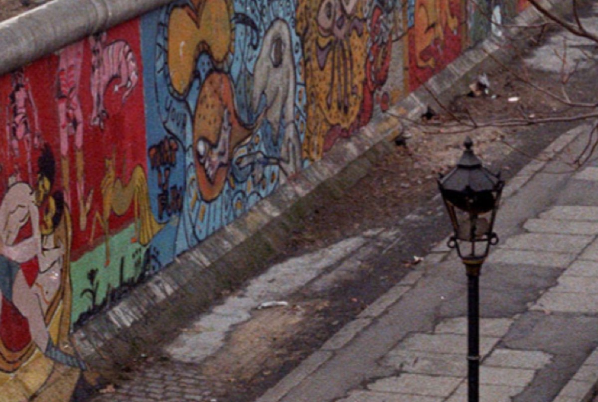 AI helps ID paint chemistry of Berlin Wall murals - Ars Technica