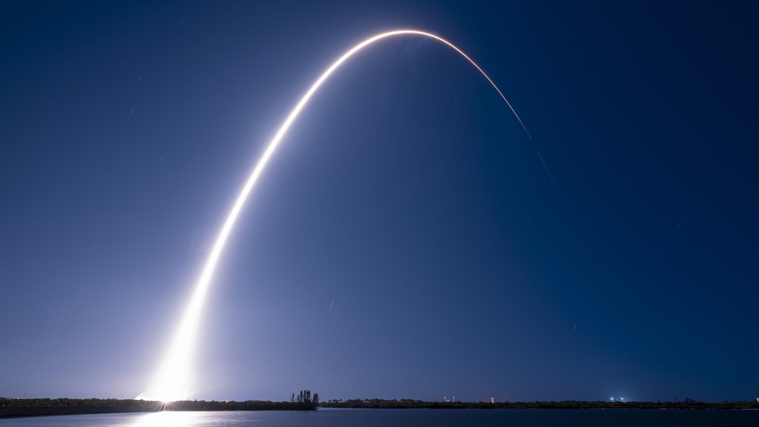 Two lunar landers are on the way to the Moon after SpaceX’s double ...