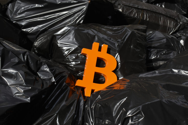 Man offers to buy city dump in last-ditch effort to recover $800M in ...