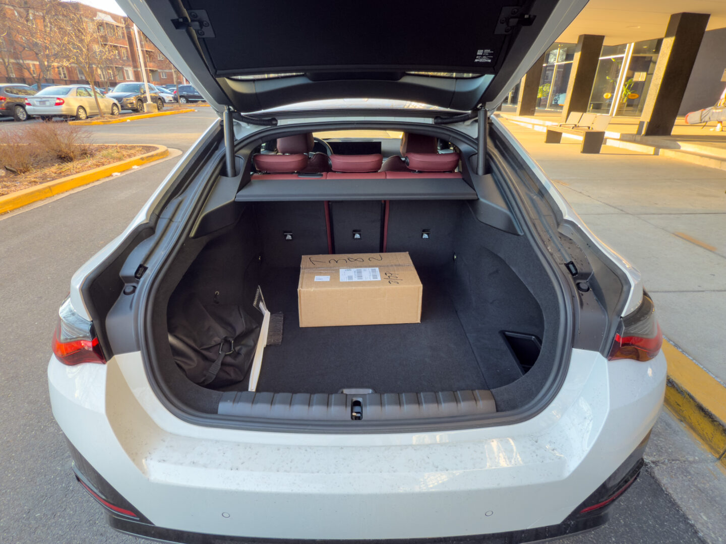 BEVs are better than combustion: The 2025 BMW i4 xDrive40 review - Ars ...