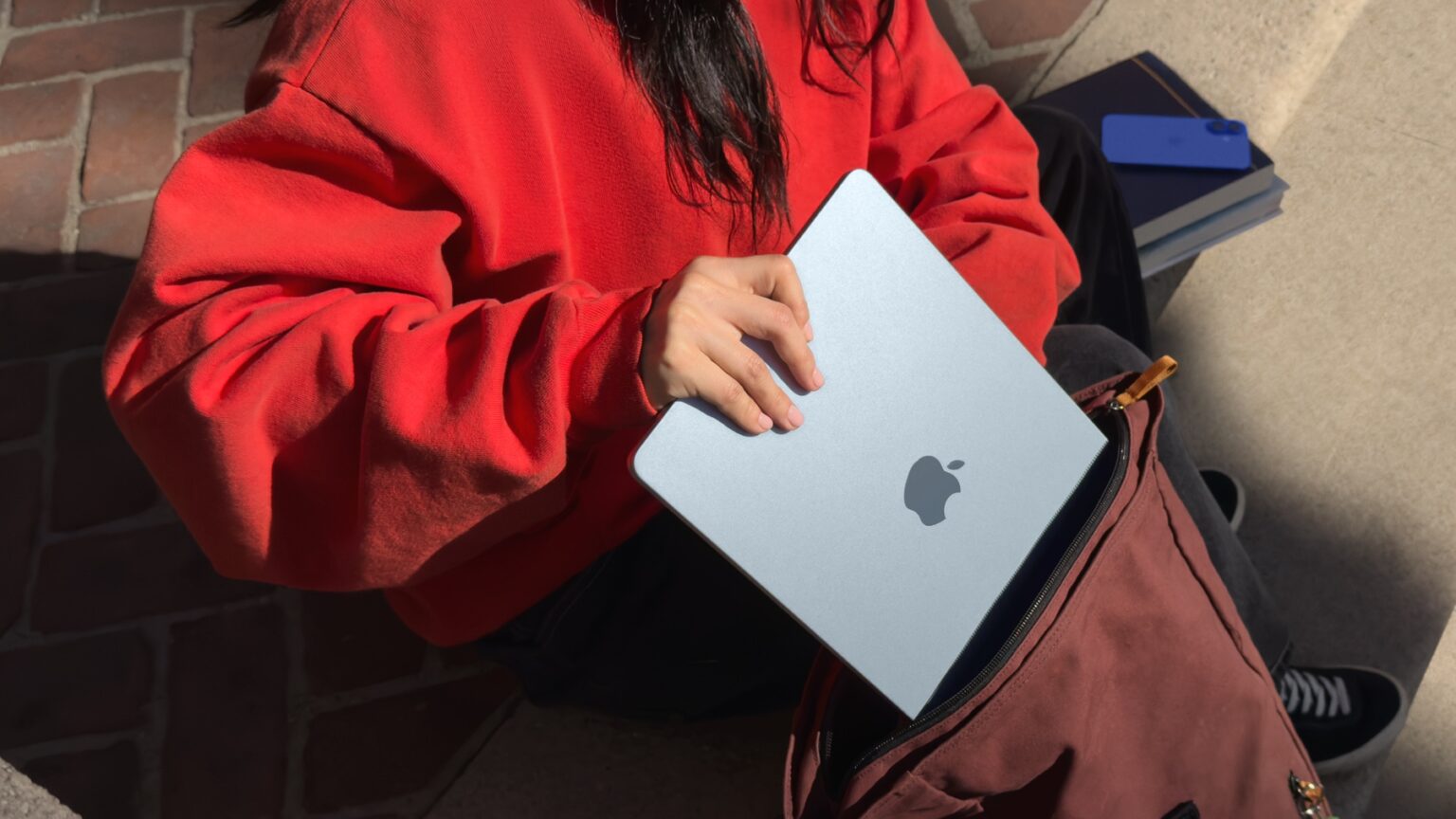 MacBook Air gets the M4, a new blue color, up to 32GB of RAM, and a ...