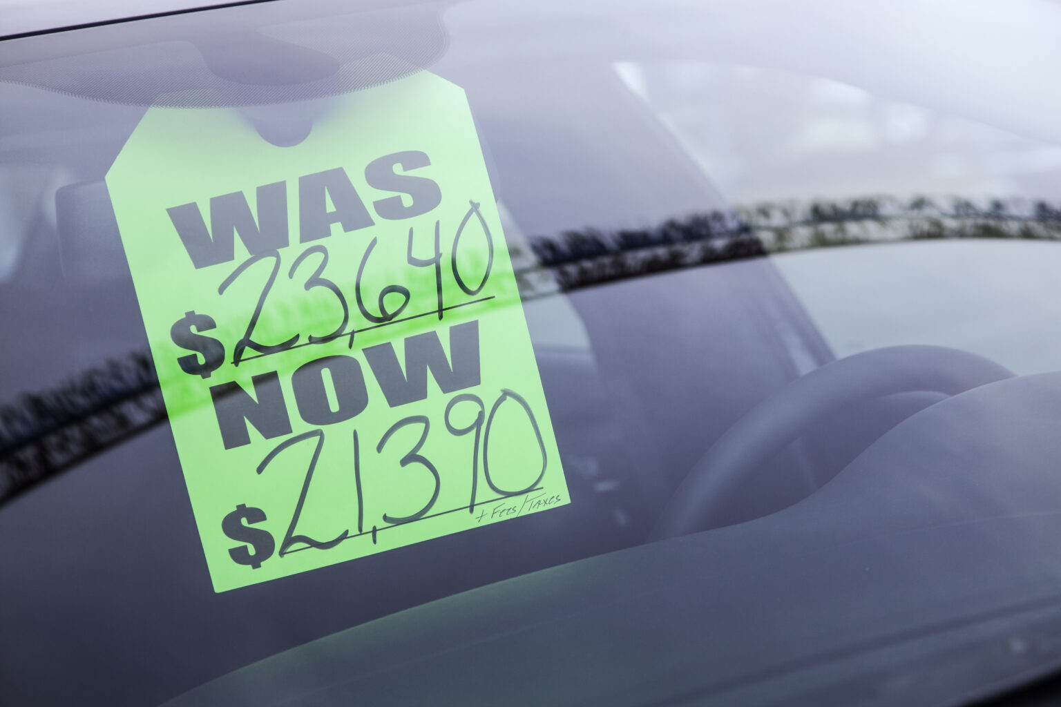 Used Tesla prices tumble as embarrassed owners look to sell - Ars Technica