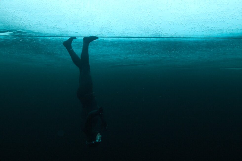 David Blaine shows his hand in Do Not Attempt - Ars Technica