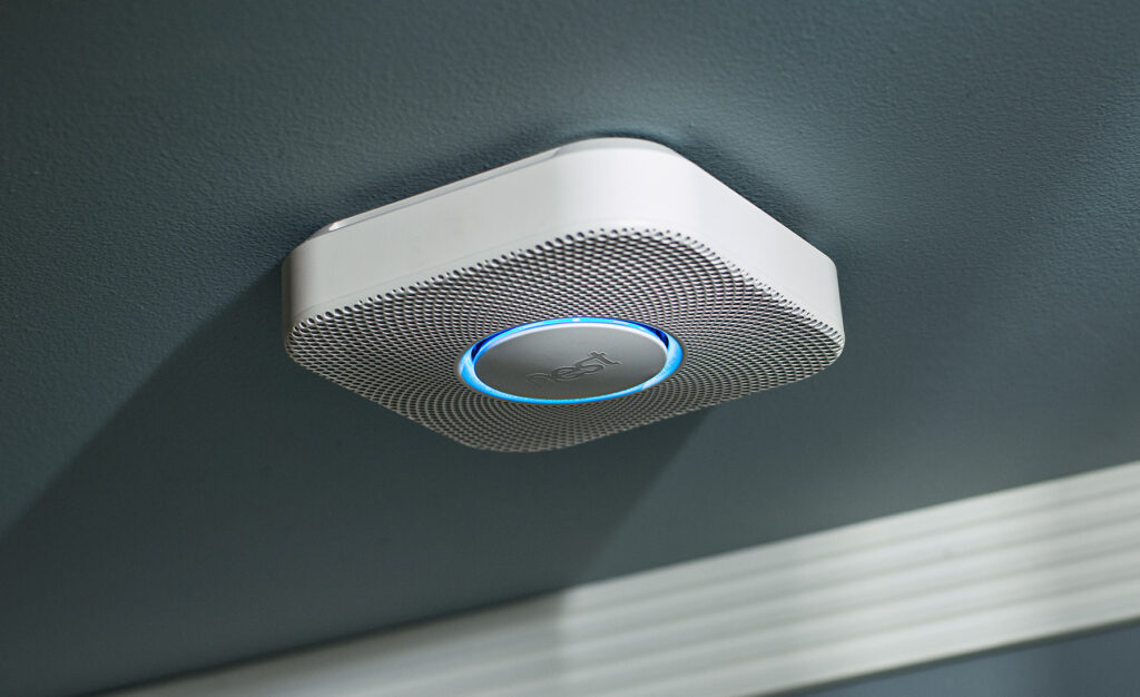 Google discontinues Nest Protect smoke alarm and Nest x Yale lock - Ars ...