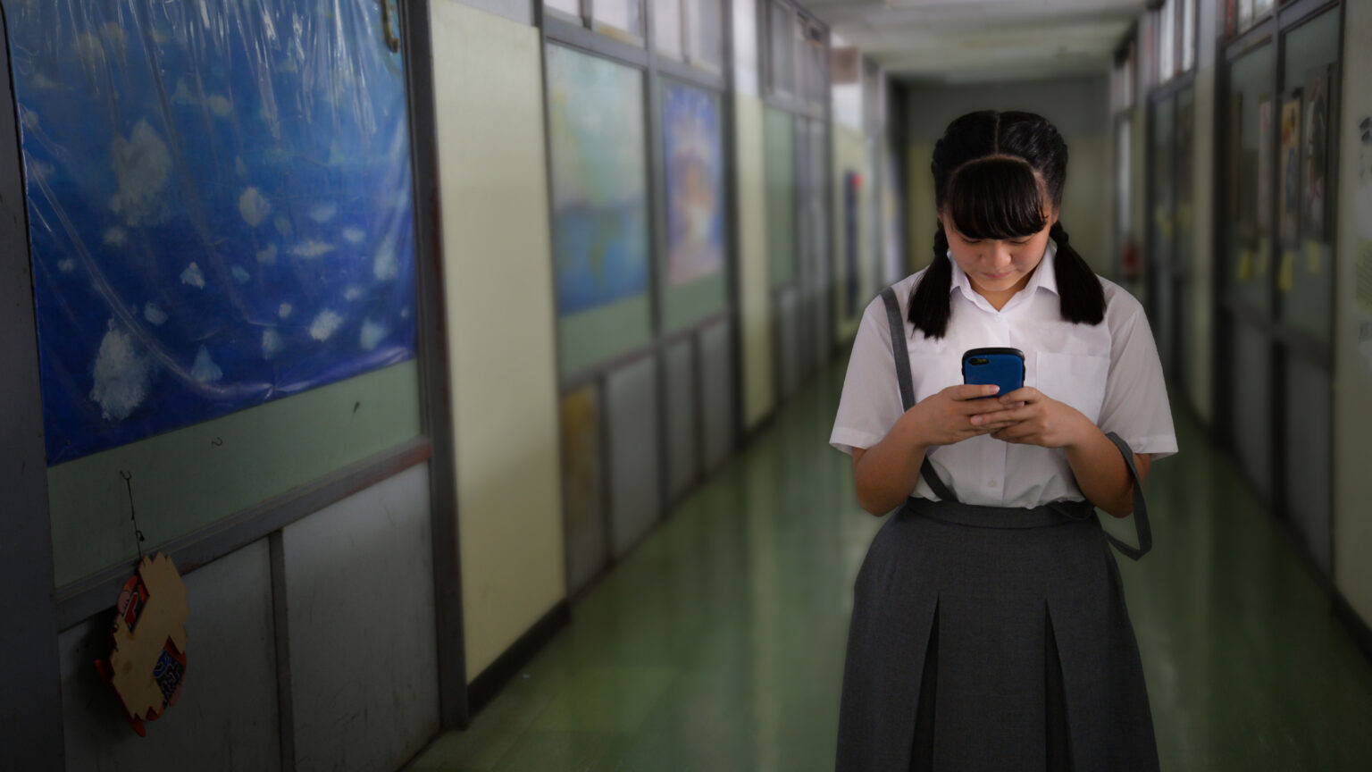 NJ teen wins fight to put nudify app users in prison, impose fines up ...