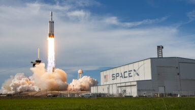With new contracts, SpaceX will become the US military’s top launch ...