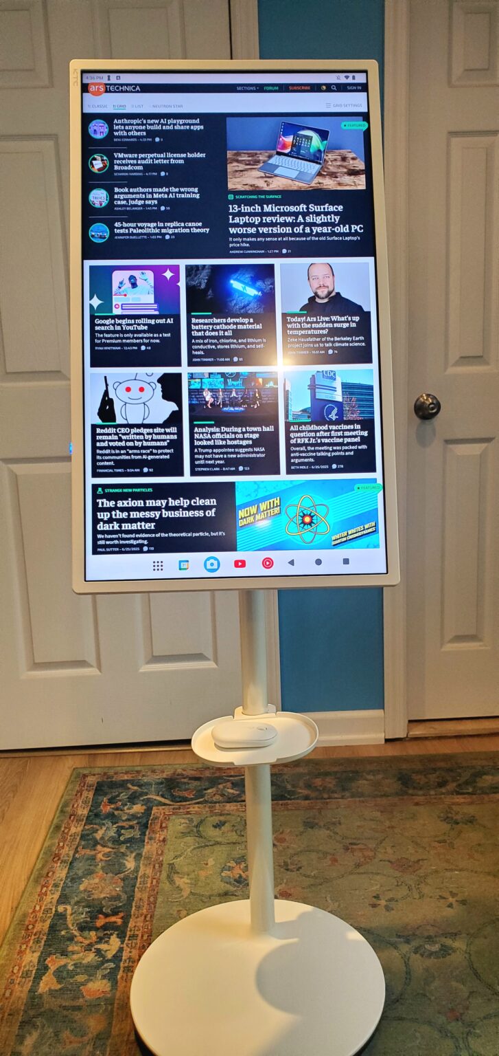 The curious rise of giant tablets on wheels - Ars Technica