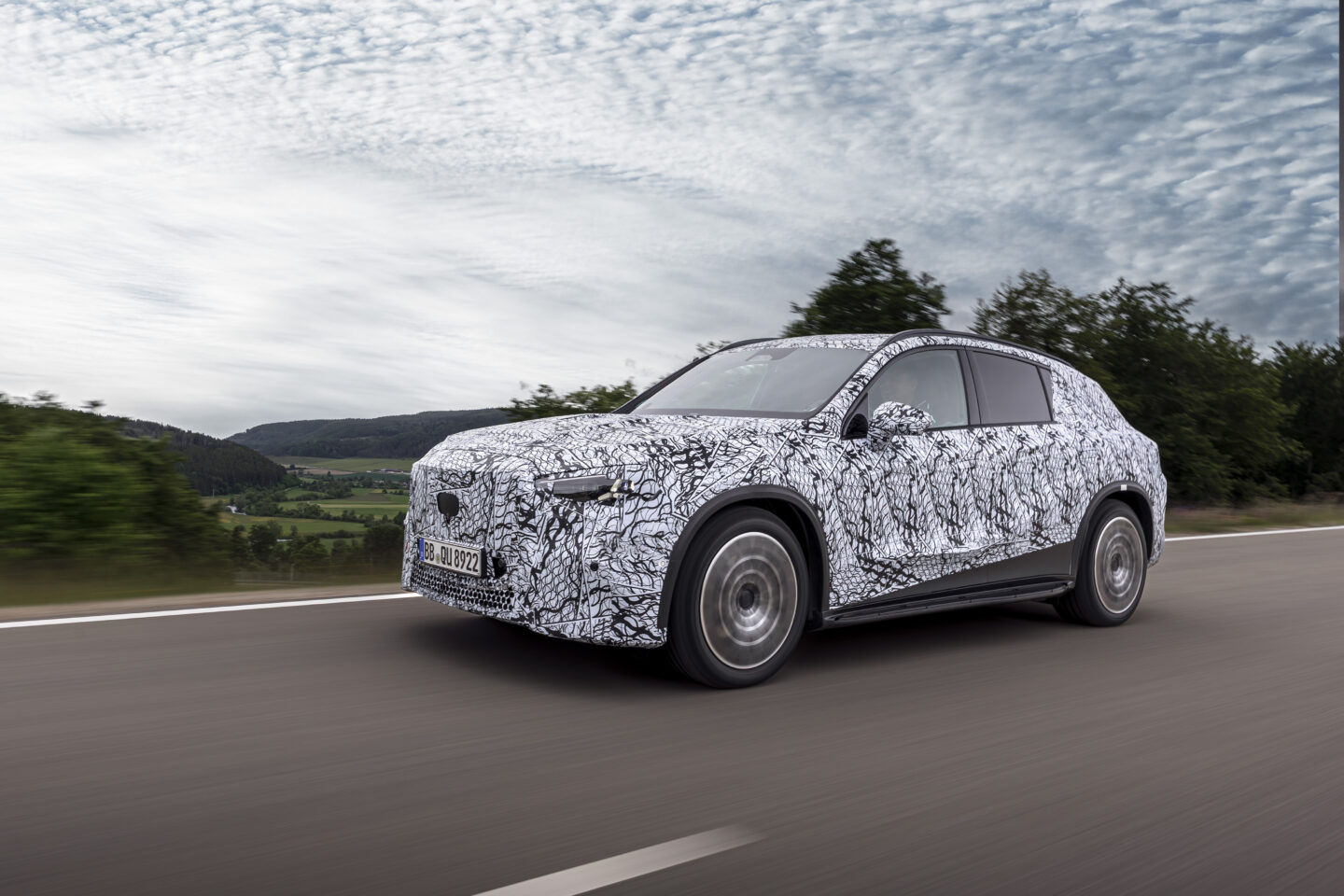 Mercedes’ next electric GLC rides great—we’ve driven the prototype ...