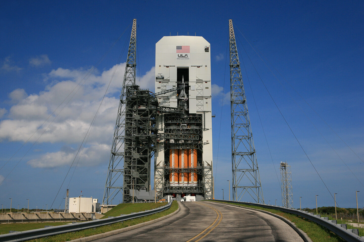 Prepping for Starship, SpaceX is about to demolish one of ULA’s launch ...