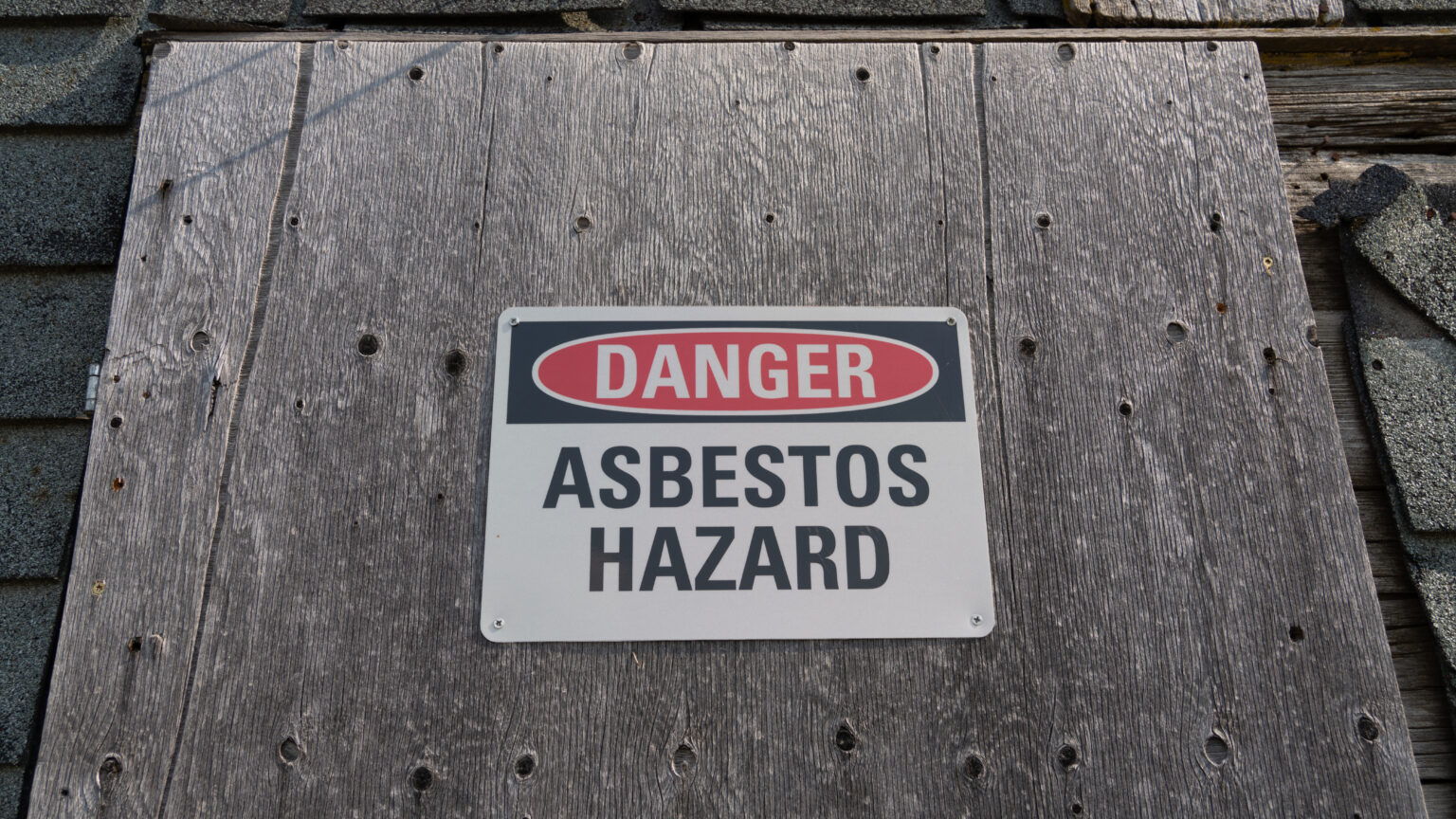 Trump’s EPA to “reconsider” ban on cancer-causing asbestos - Ars Technica
