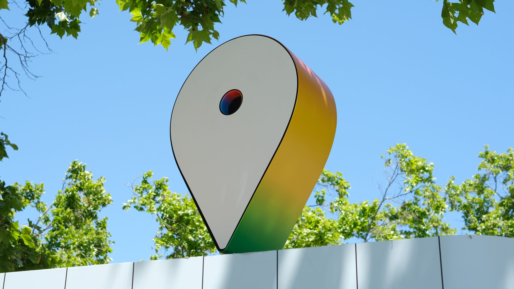 Google’s spotty Find Hub network could get better thanks to a small ...
