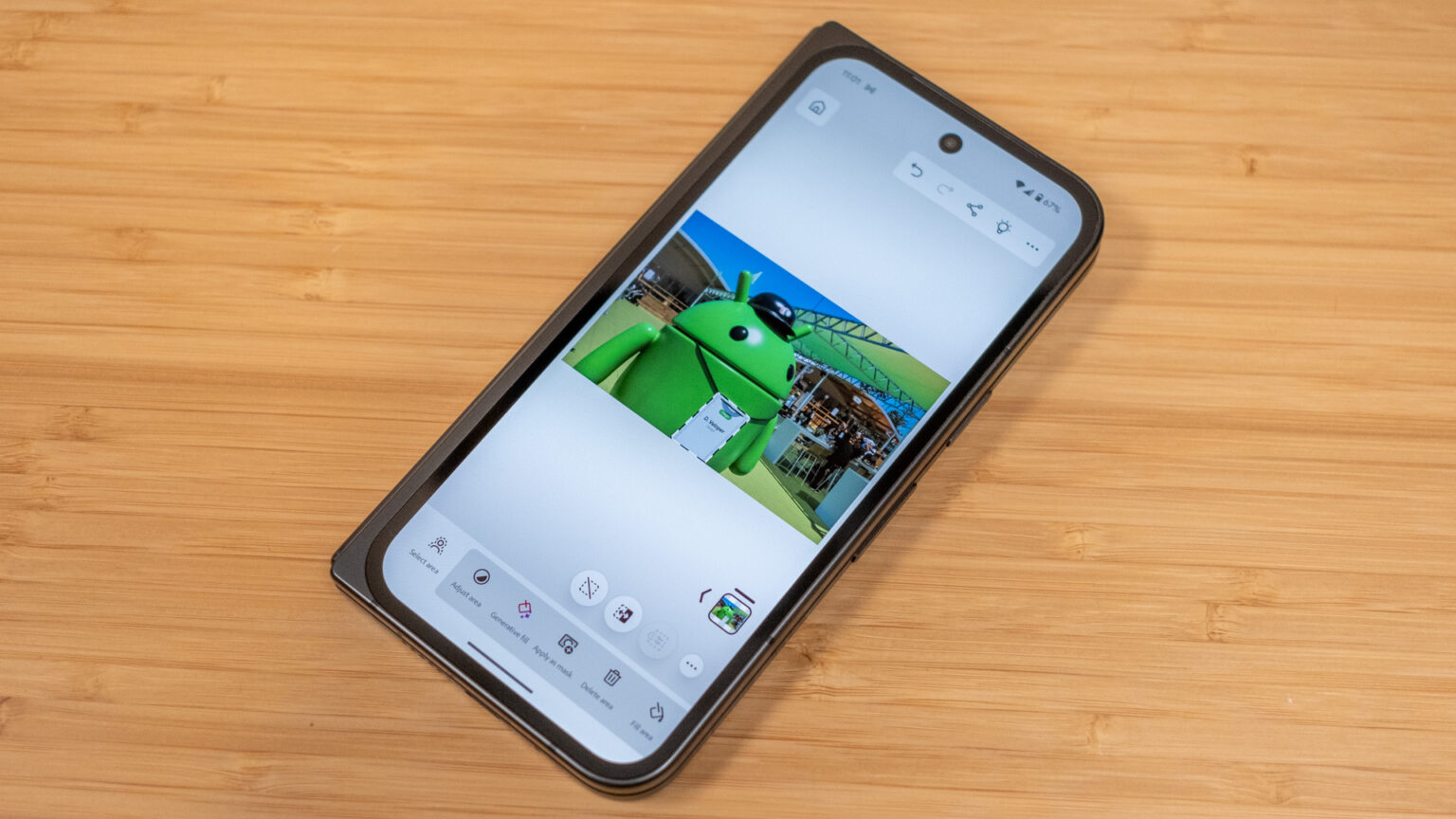 Adobe finally releases Photoshop for Android, and it’s free (for now ...