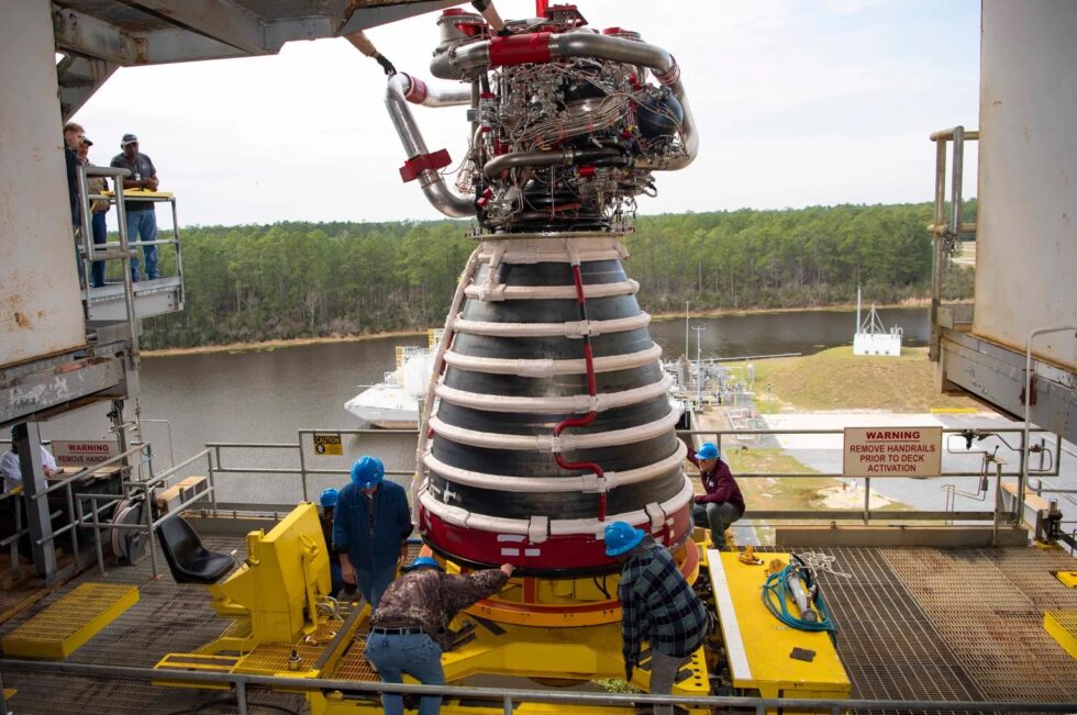 NASA tested a new SLS booster that may never fly, and the end of it ...