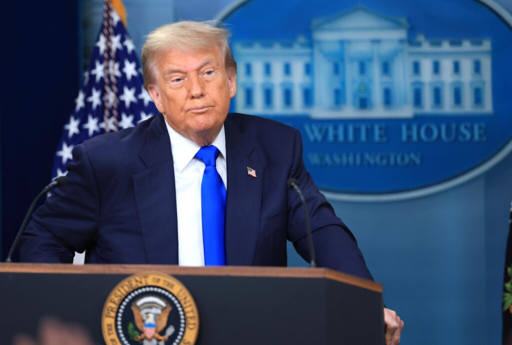 Paramount accused of bribery as it settles Trump lawsuit for $16 ...