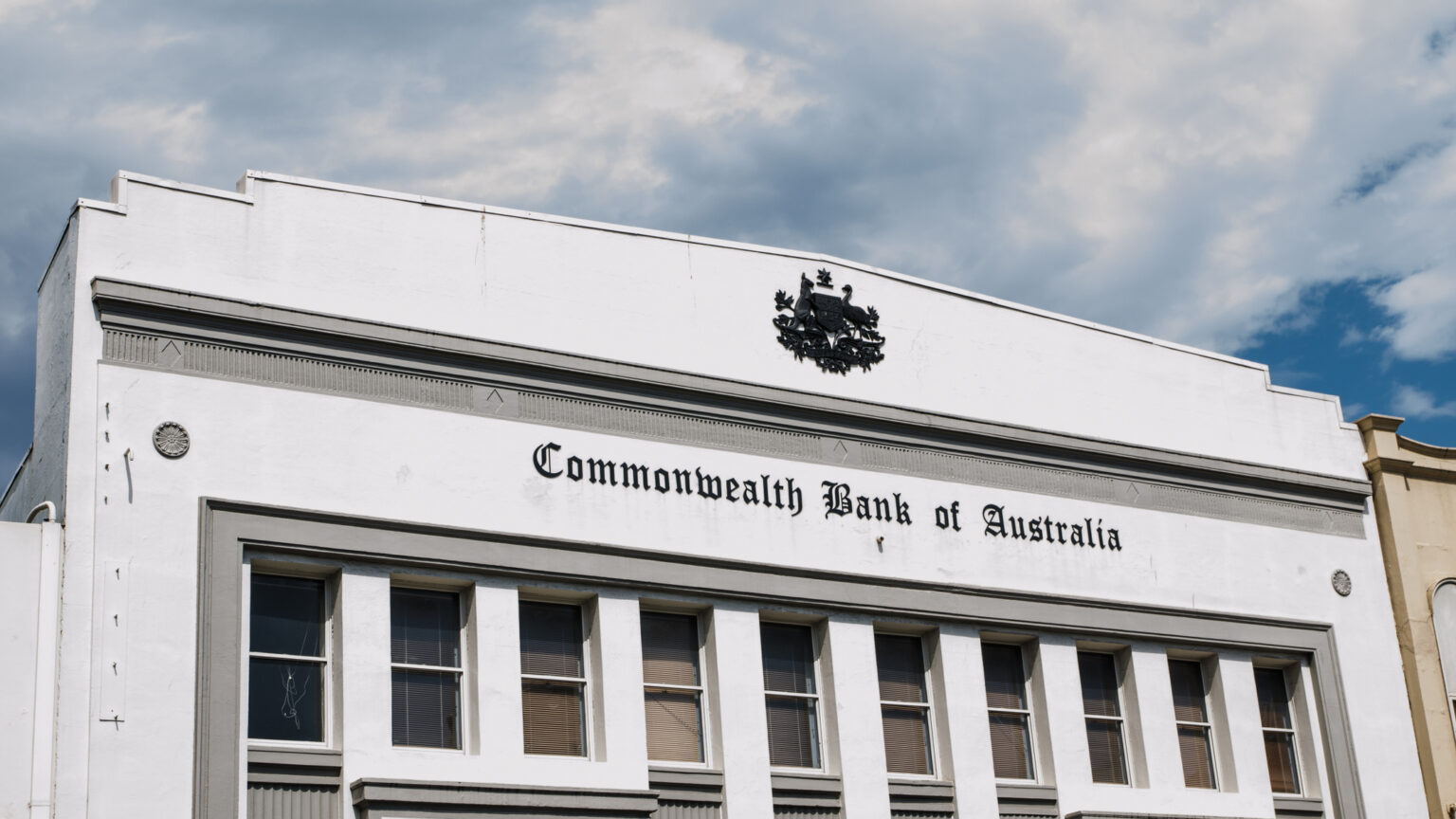 Bank forced to rehire workers after lying about chatbot productivity ...