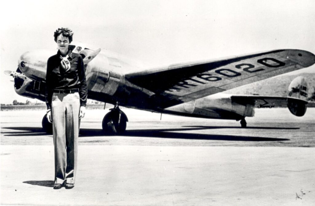 New Amelia Earhart bio delves into her unconventional marriage - Ars ...
