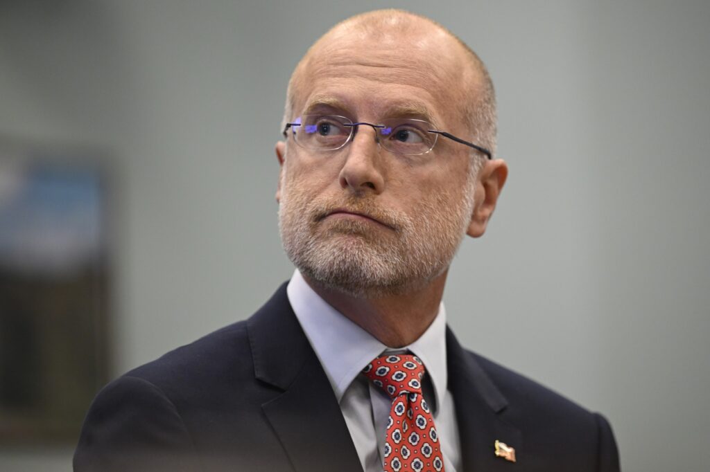 Delete, Delete, Delete: How FCC Republicans are killing rules faster ...