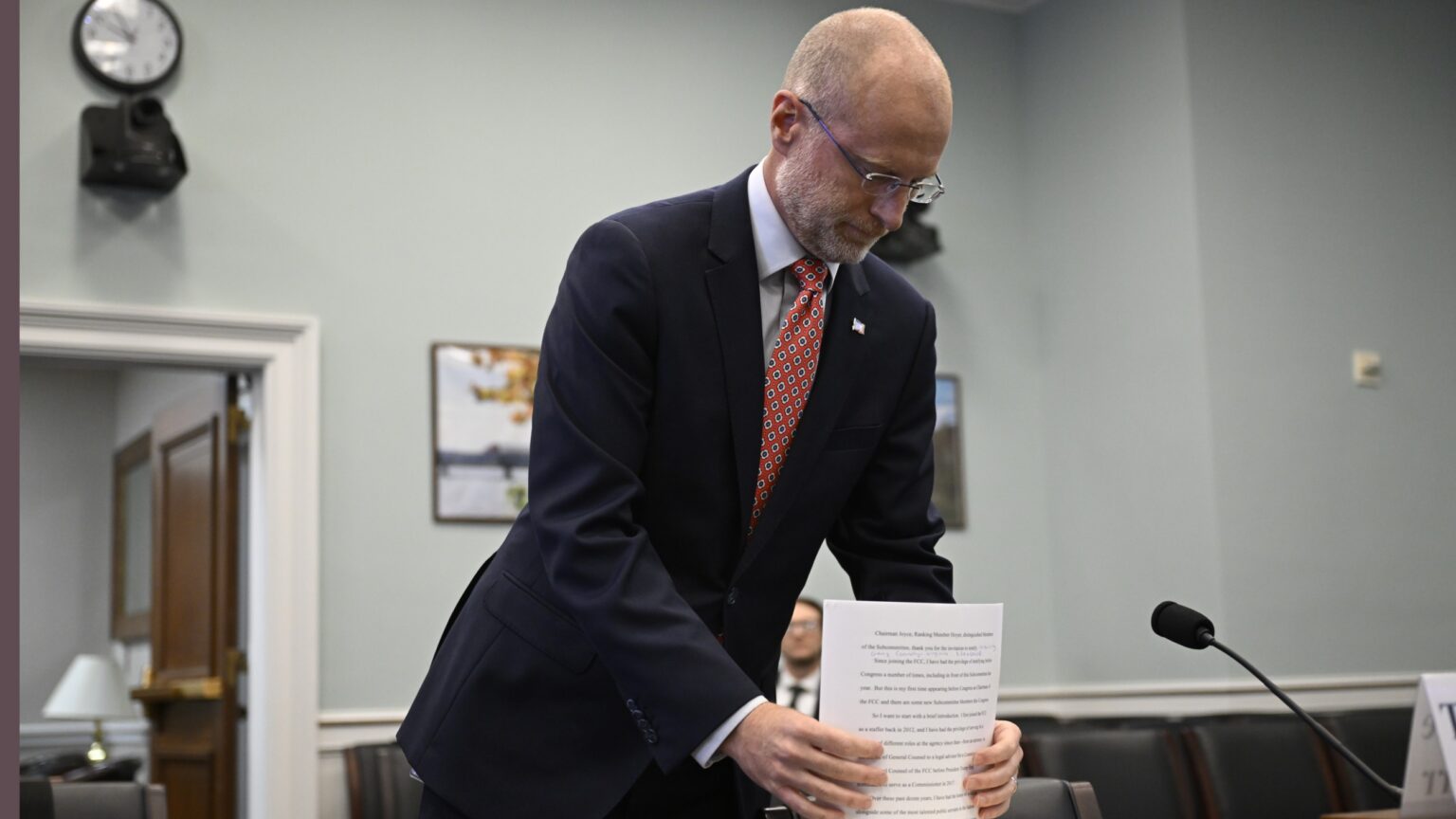 Judge unhappy with FCC’s “vague and uninformative” response to DOGE ...