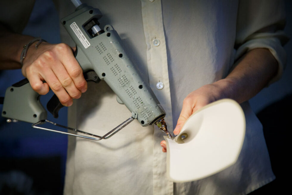 Scientists want to treat complex bone fractures with a bone-healing gun ...