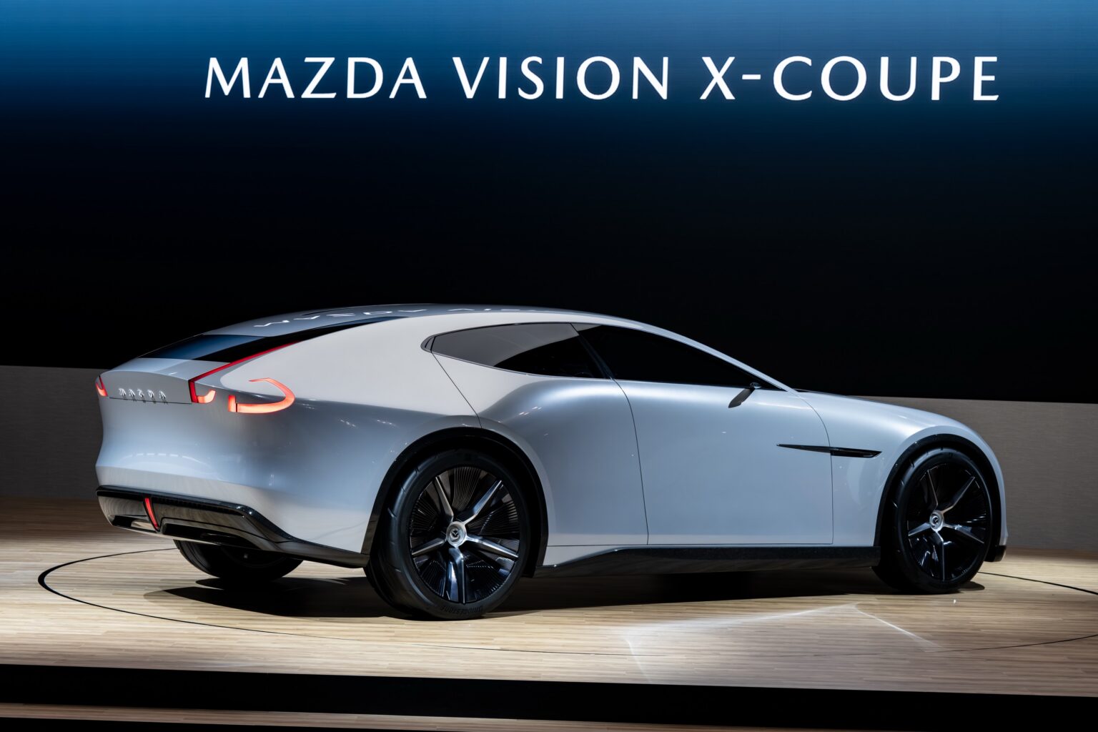 Mazda shows a rotary hybrid concept for Tokyo with evolved design ...
