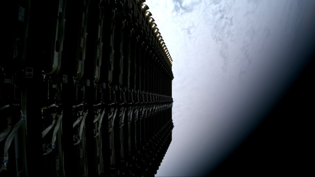 SpaceX launches 10,000th Starlink satellite, with no sign of slowing ...