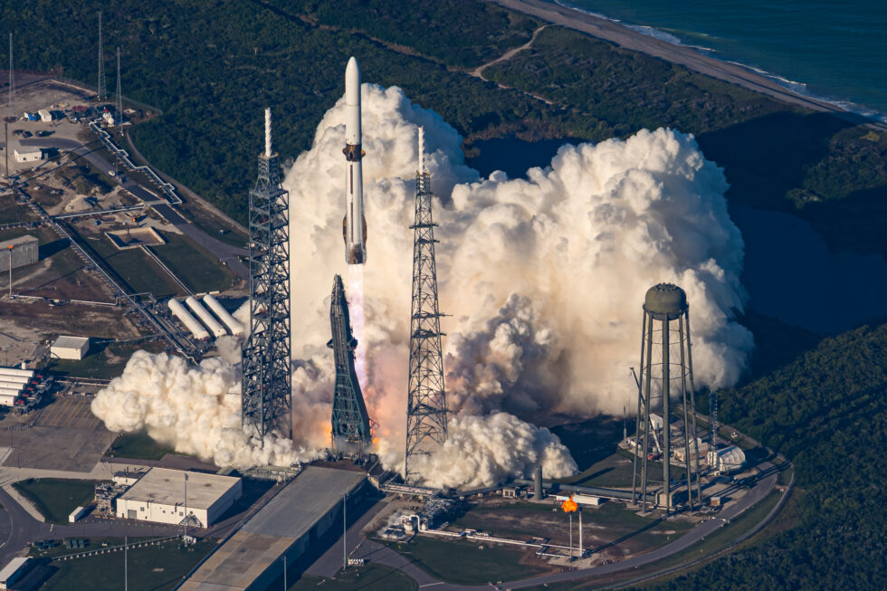 Here's why the failure of Blue Origin's New Glenn rocket is so ...