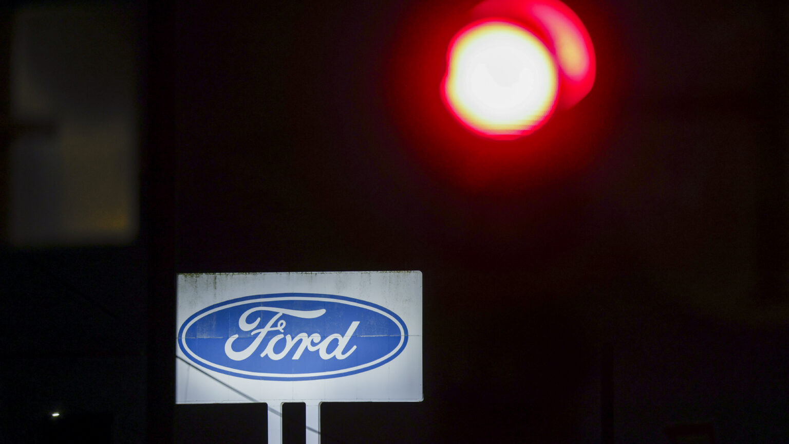 Ford ends F-150 Lightning production, starts battery storage business ...