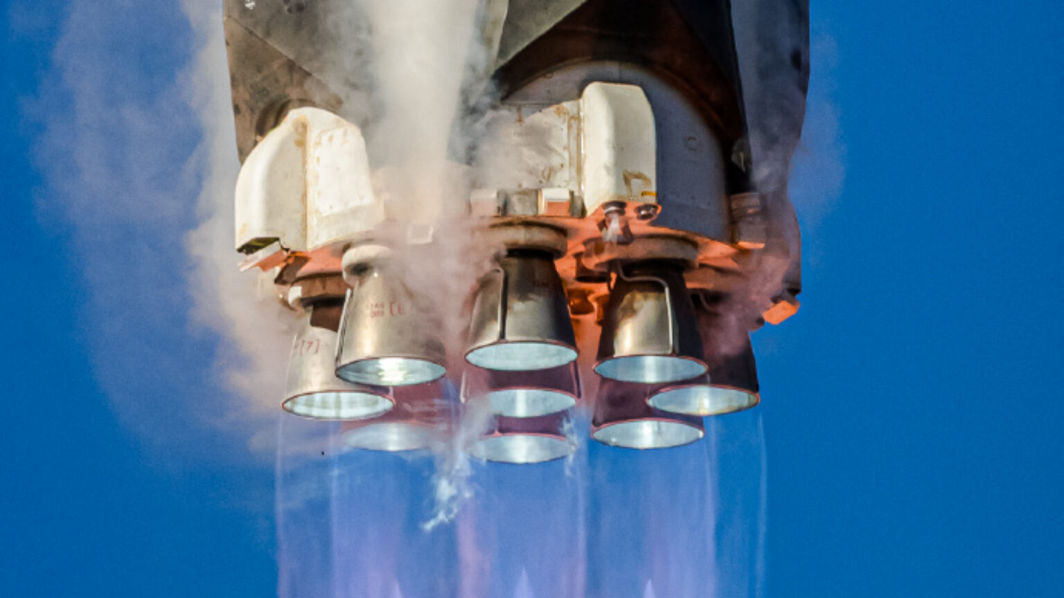 A spectacular explosion shows China is close to obtaining reusable ...