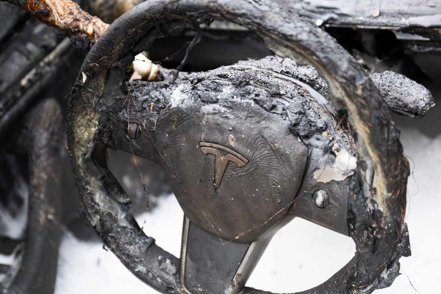 Tesla sales fell by 9 percent in 2025, its second yearly decline - Ars ...