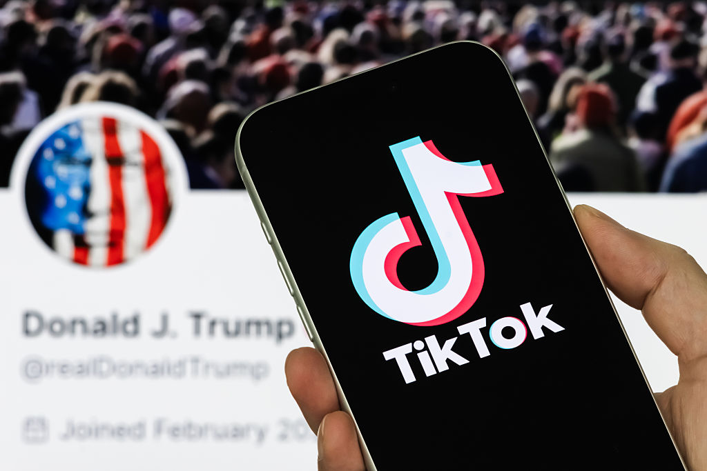 TikTok explained why some US creators are seeing posts with "0 views ...