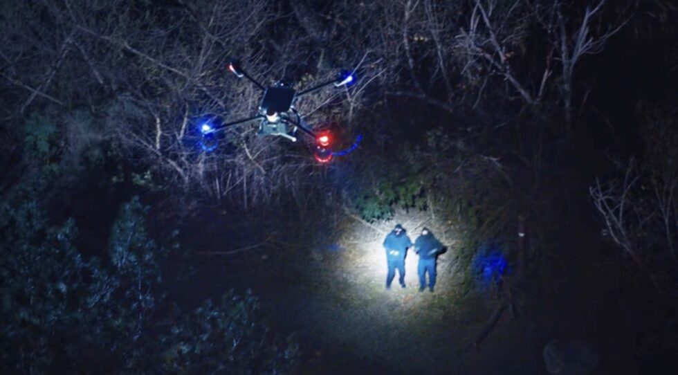 BRINC's new police drone uses Starlink, carries Narcan, chases vehicles ...