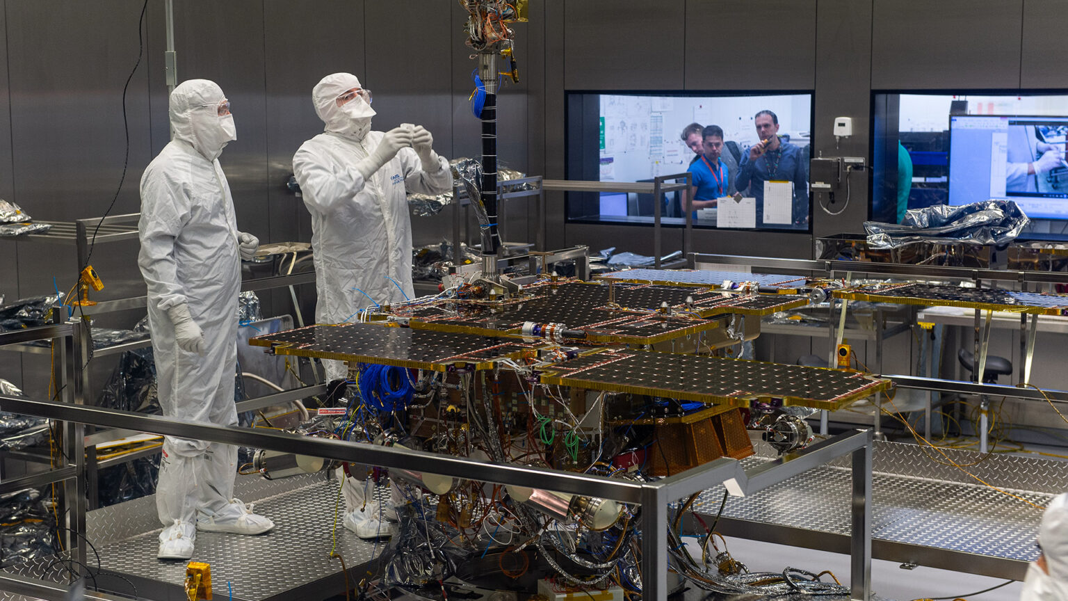 After a saga of broken promises, a European rover finally has a ride to ...