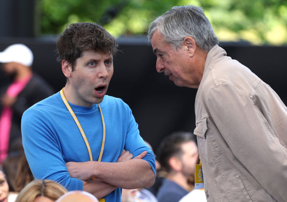 OpenAI feels “burned” by Apple’s crappy ChatGPT integration, insiders ...