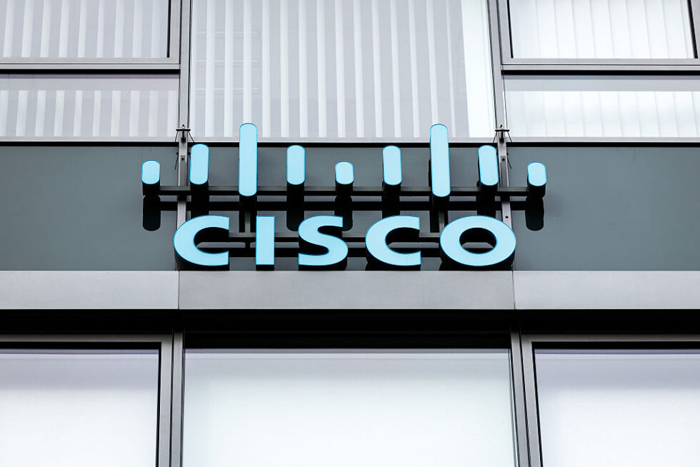 Cisco announces record revenue and 4,000 layoffs in the same day - Ars ...