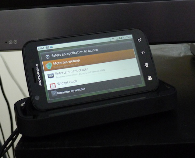 Jack of three trades, master of one: Ars reviews the Motorola Atrix 4G ...