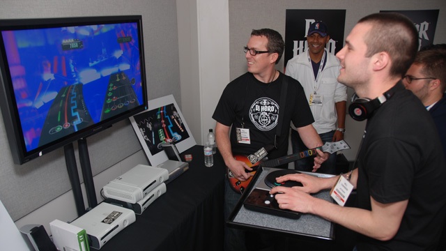 DJ Hero and Scratch: DJ-based games have long way to go - Ars Technica