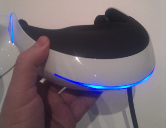 Hands-on: Sony's head-mounted 3D display - Ars Technica
