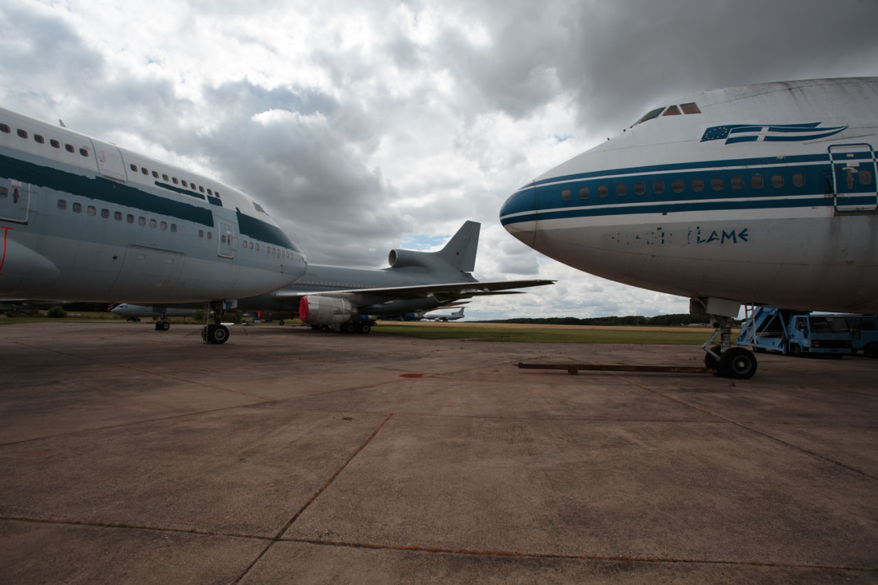 Where airplanes go to die: Walking around a 747 graveyard - Ars Technica