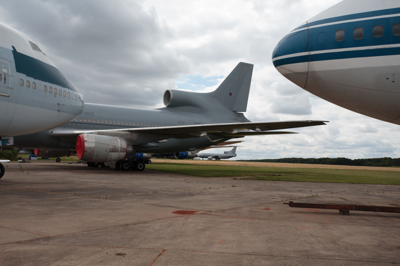 Where airplanes go to die: Walking around a 747 graveyard - Ars Technica