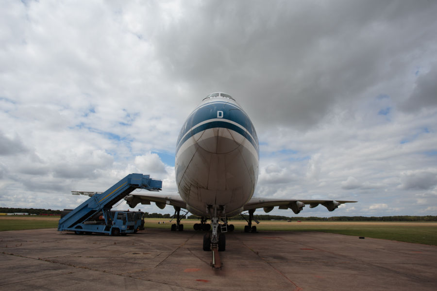 Where airplanes go to die: Walking around a 747 graveyard - Ars Technica