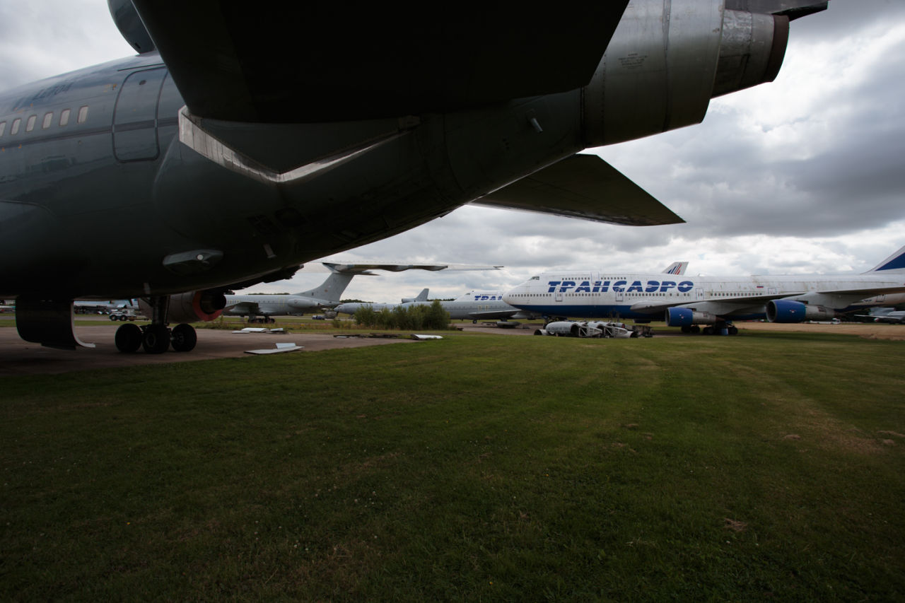 Where airplanes go to die: Walking around a 747 graveyard - Ars Technica