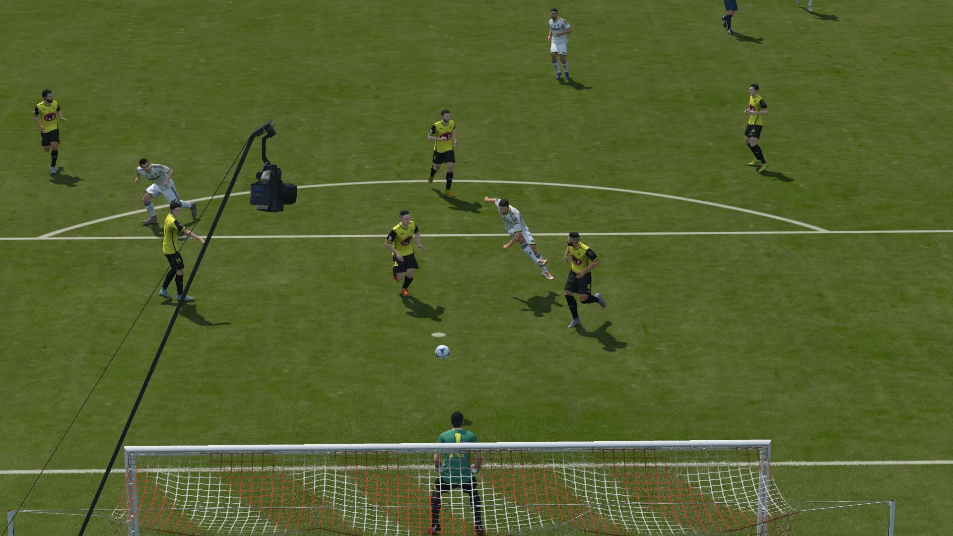 Review: FIFA 16’s formulaic football is outmatched by this year’s PES ...