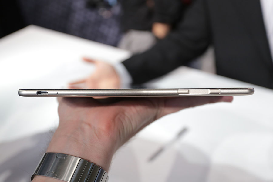 Huawei MateBook hands-on: The iPad Pro and Surface just got served ...