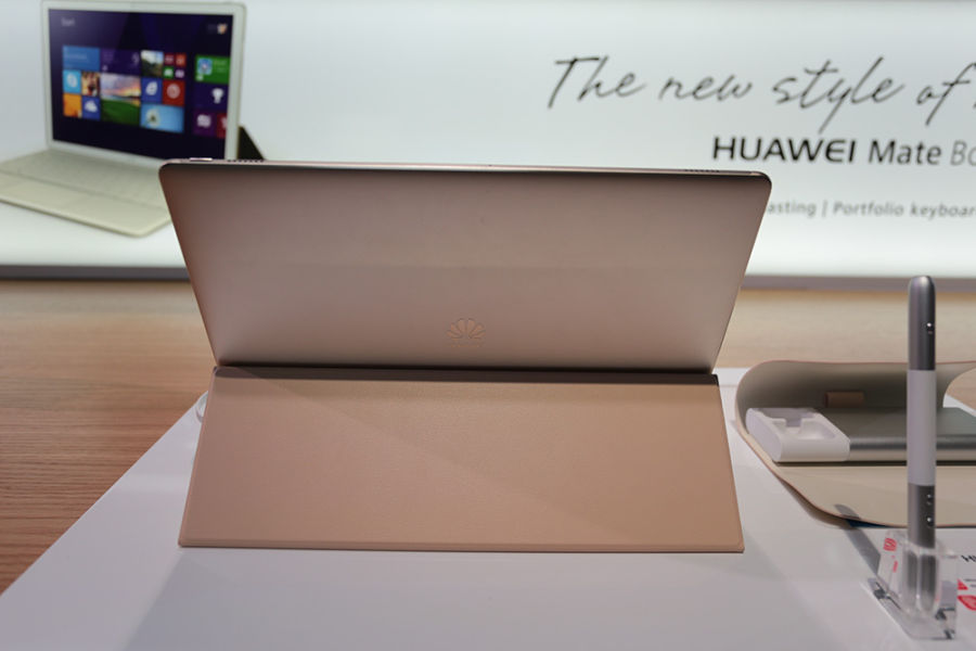 Huawei MateBook hands-on: The iPad Pro and Surface just got served ...
