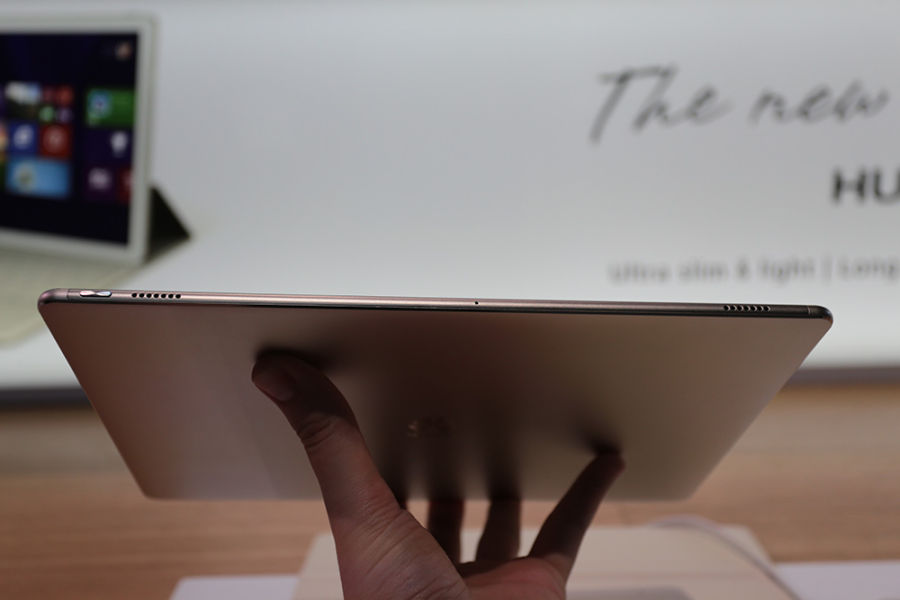 Huawei MateBook hands-on: The iPad Pro and Surface just got served ...