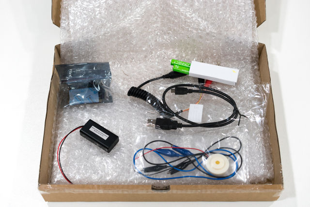 BBC starts sending free Micro:bit computers to a million UK students ...