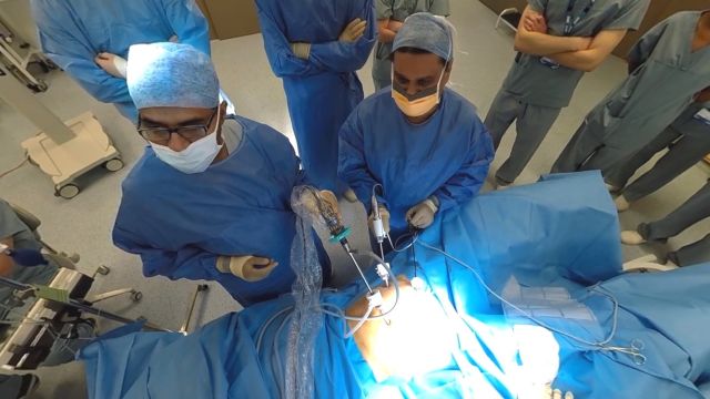 Watch the world’s first 360° VR surgery live stream on Thursday - Ars ...
